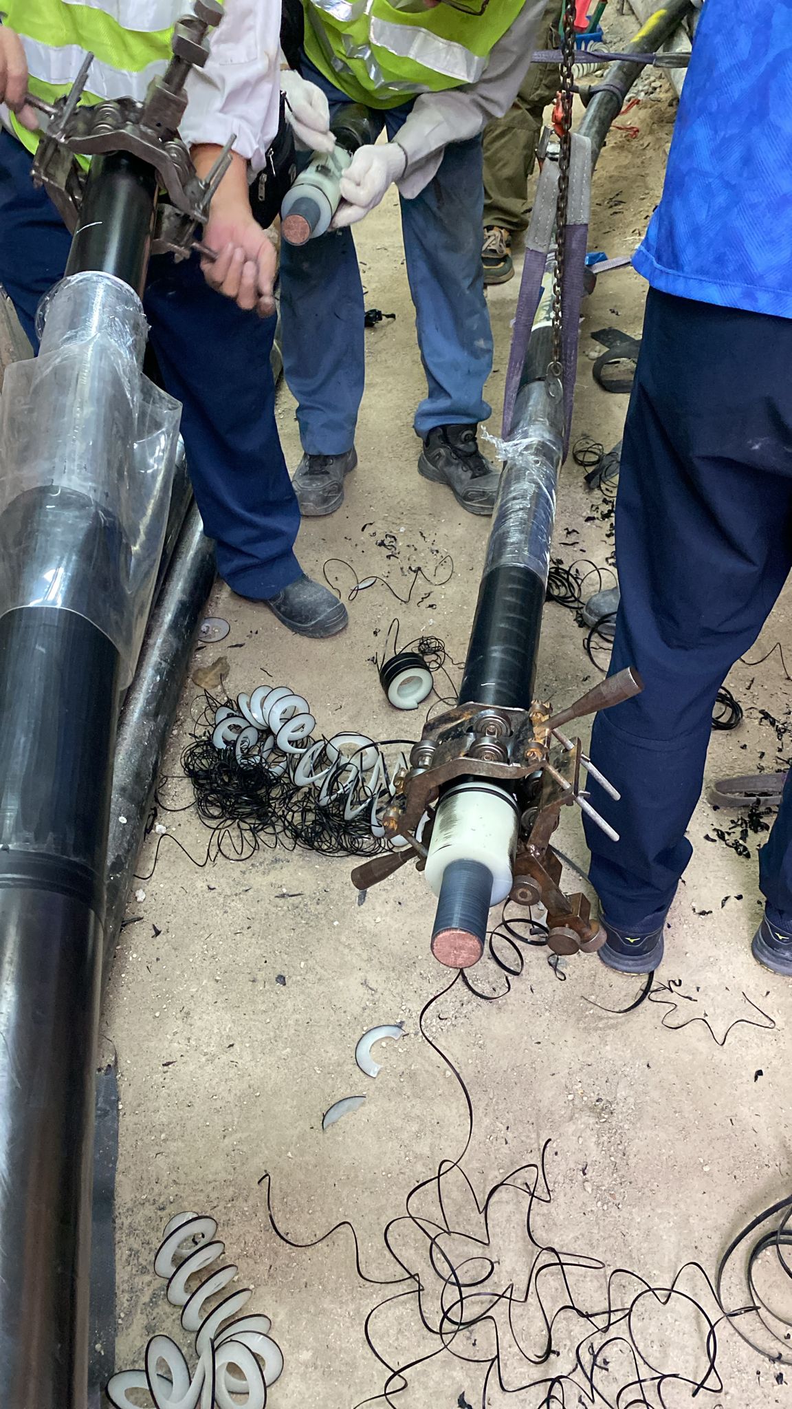 132 kV XLPE Cables Pre-moulded Jointing – 海通電力工程有限公司